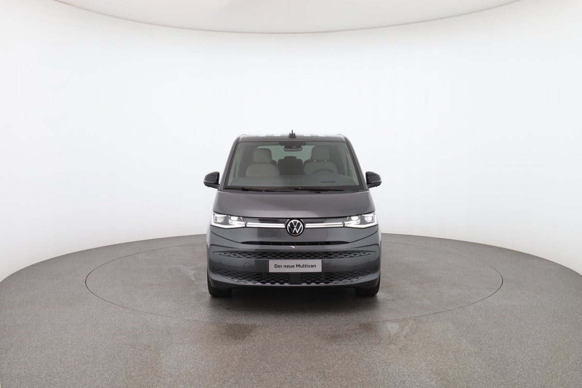 VW Multivan Style eHybrid, null, indiumgrau metallic - The Bullishow